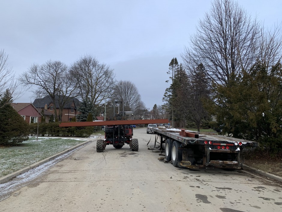 Trucking Services | Elevated Truck & Crane Services LTD.