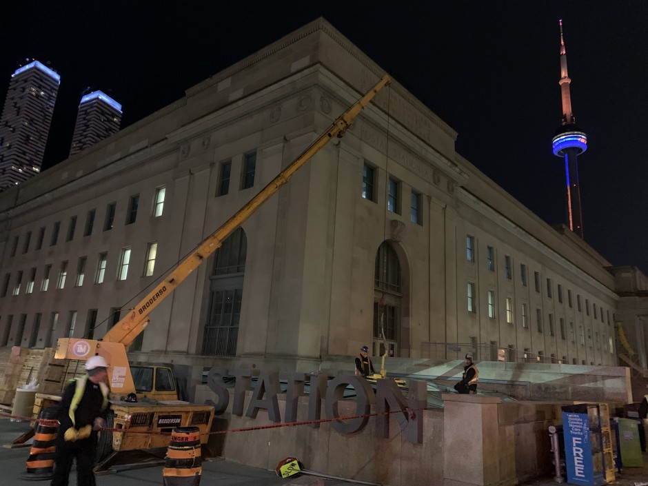 Mobile Crane & Boom Truck Services | Elevated Truck & Crane Services LTD.